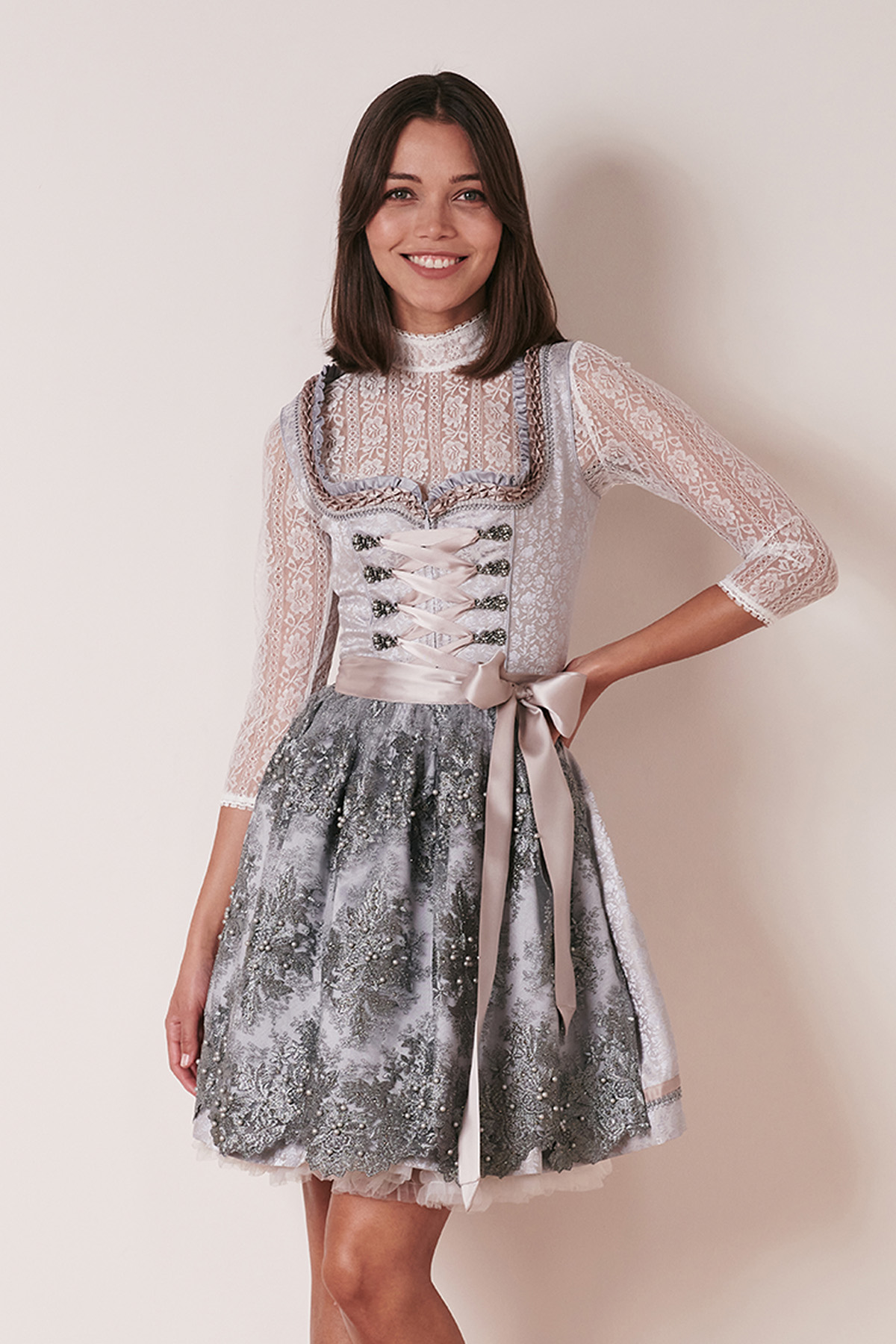 Dirndl Nessa (50cm) in Krüger Dirndl Online Shop