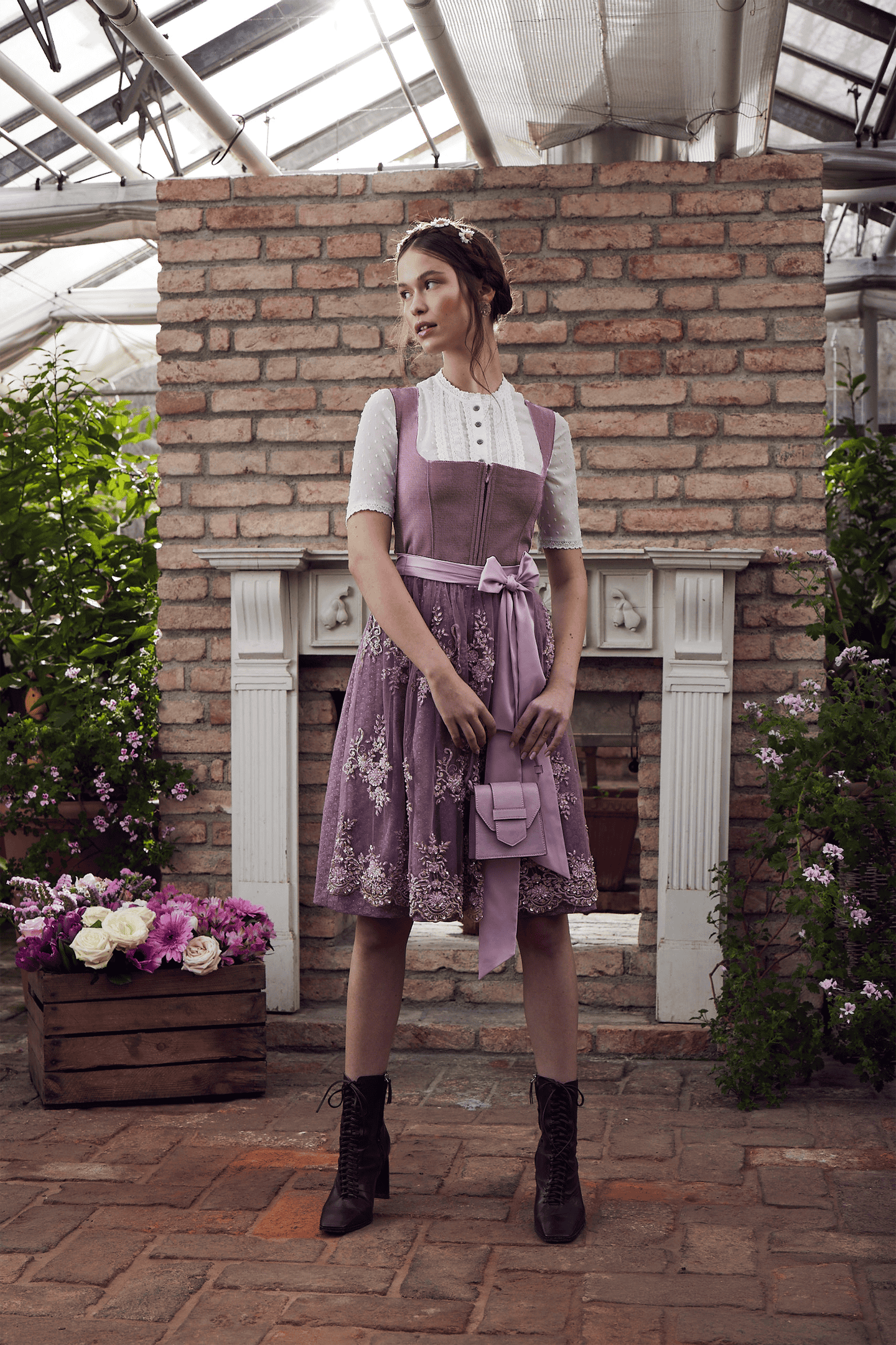 Dirndl Laura (60cm) in lila im Julia Trentini Online Shop