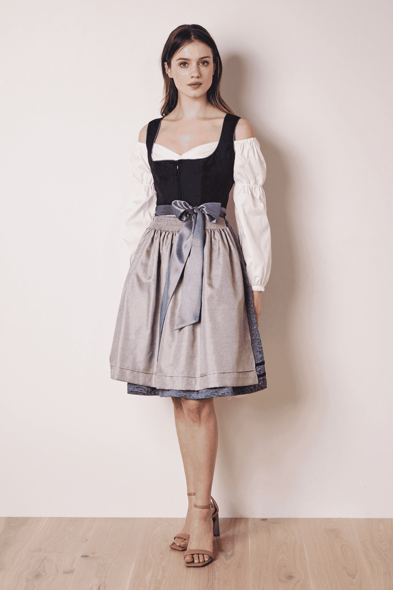 Lovely Mini Dirndl ♥