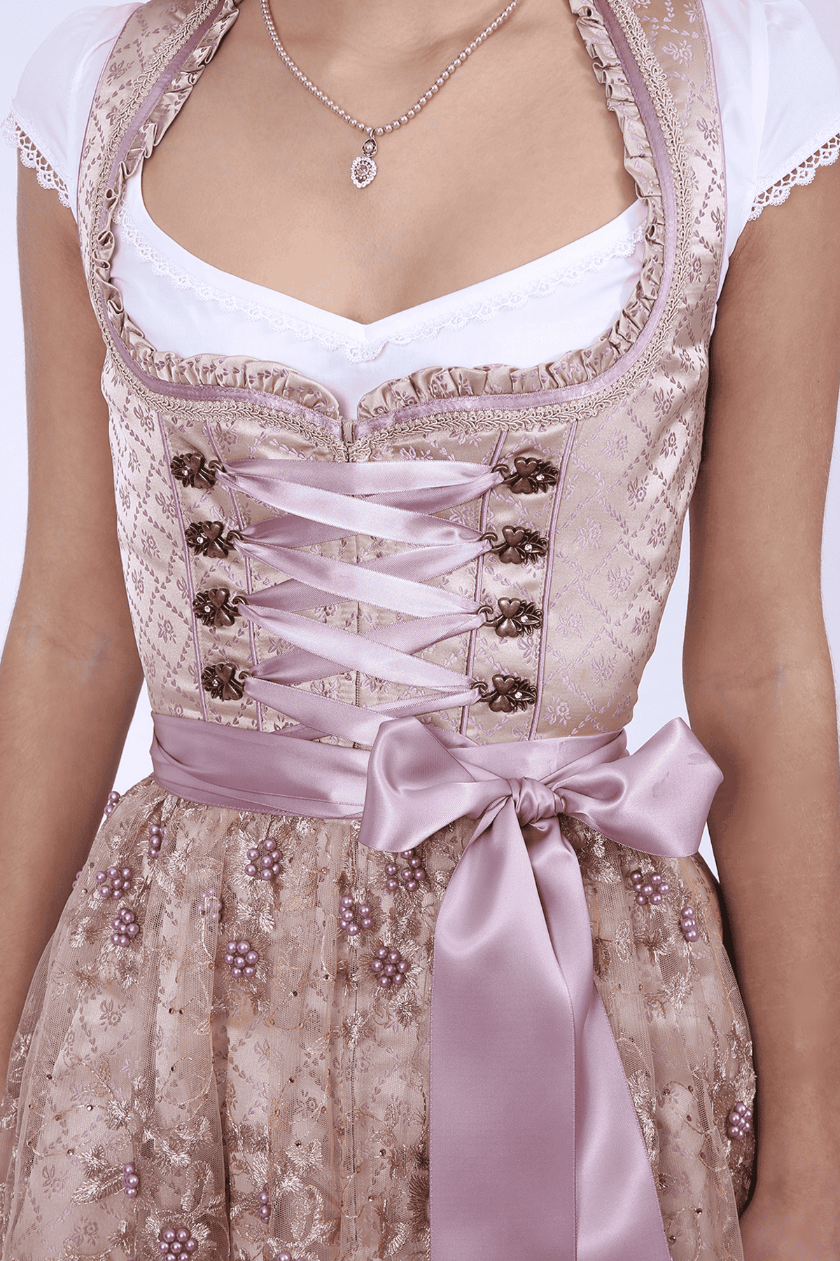 Dirndl Rosalia (50cm) in beige im Krüger Dirndl Online Shop