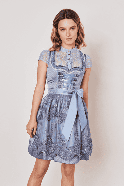 Elegantes Dirndl Mit Herzausschnitt Bilder