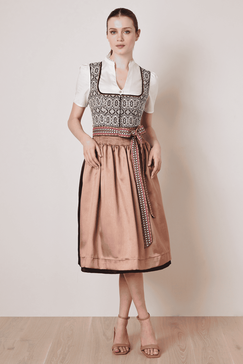 Welche Rocklänge passt zu euch? Mini, Midi oder Maxi Dirndl?